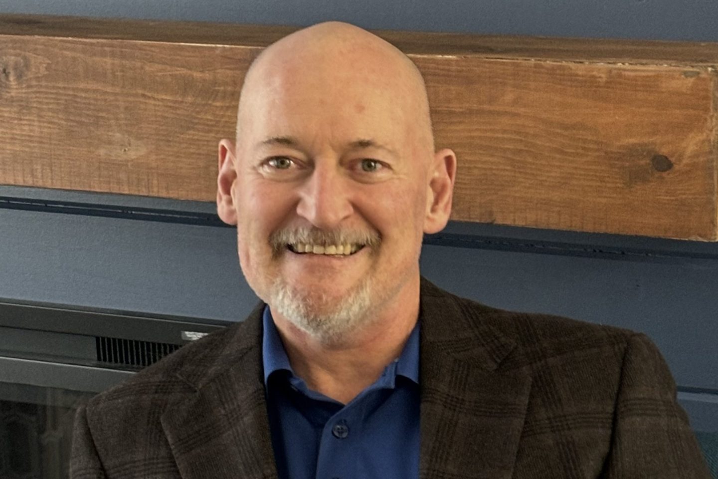 Stephen Robertson Consulting – Counsellor (CCC) – Pilot – Author – Veteran